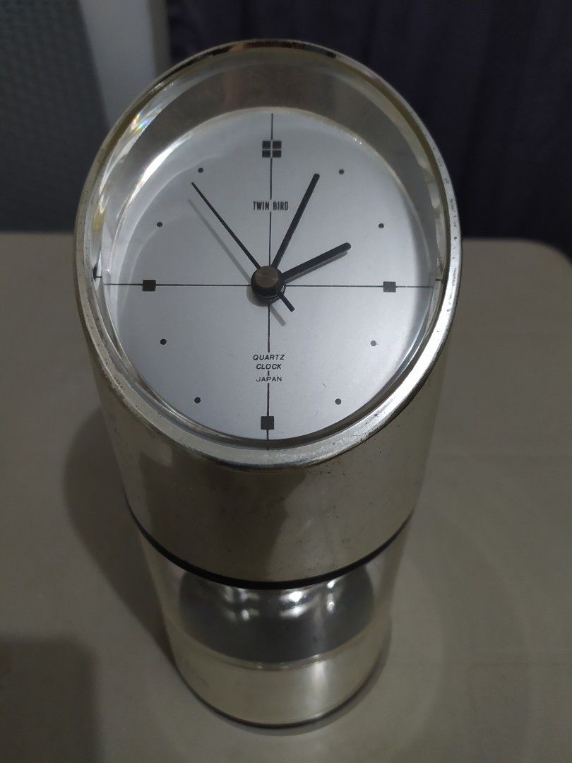 TwinBird Desk Clock Pendulum (Working) on Carousell