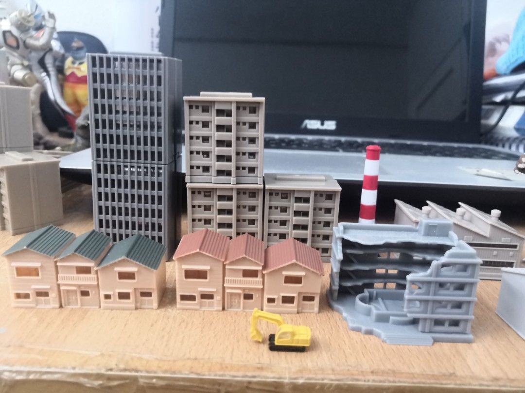 Ultimate luminous building ultraman gashapon, Hobbies & Toys, Toys ...