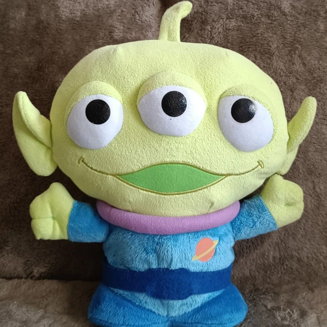 Alien plush, Hobbies & Toys, Toys & Games on Carousell