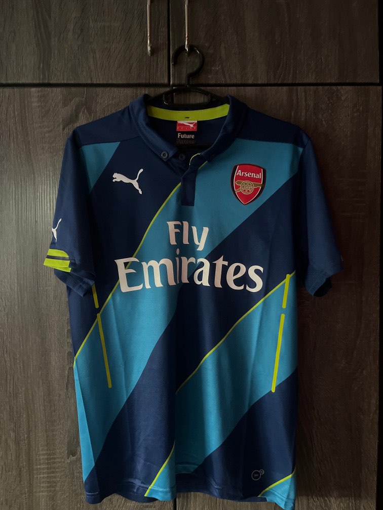 Arsenal jersey, Men's Fashion, Activewear on Carousell