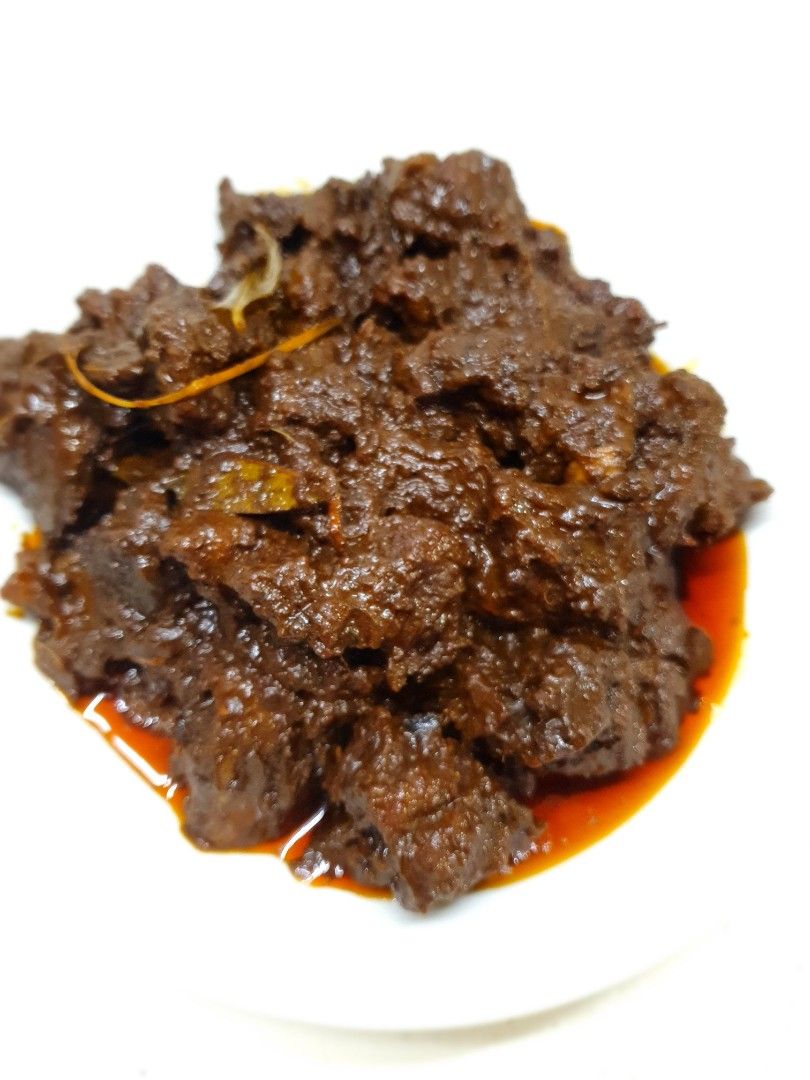 Indonesian Beef / Chicken Rendang, Food & Drinks, Local Eats on Carousell