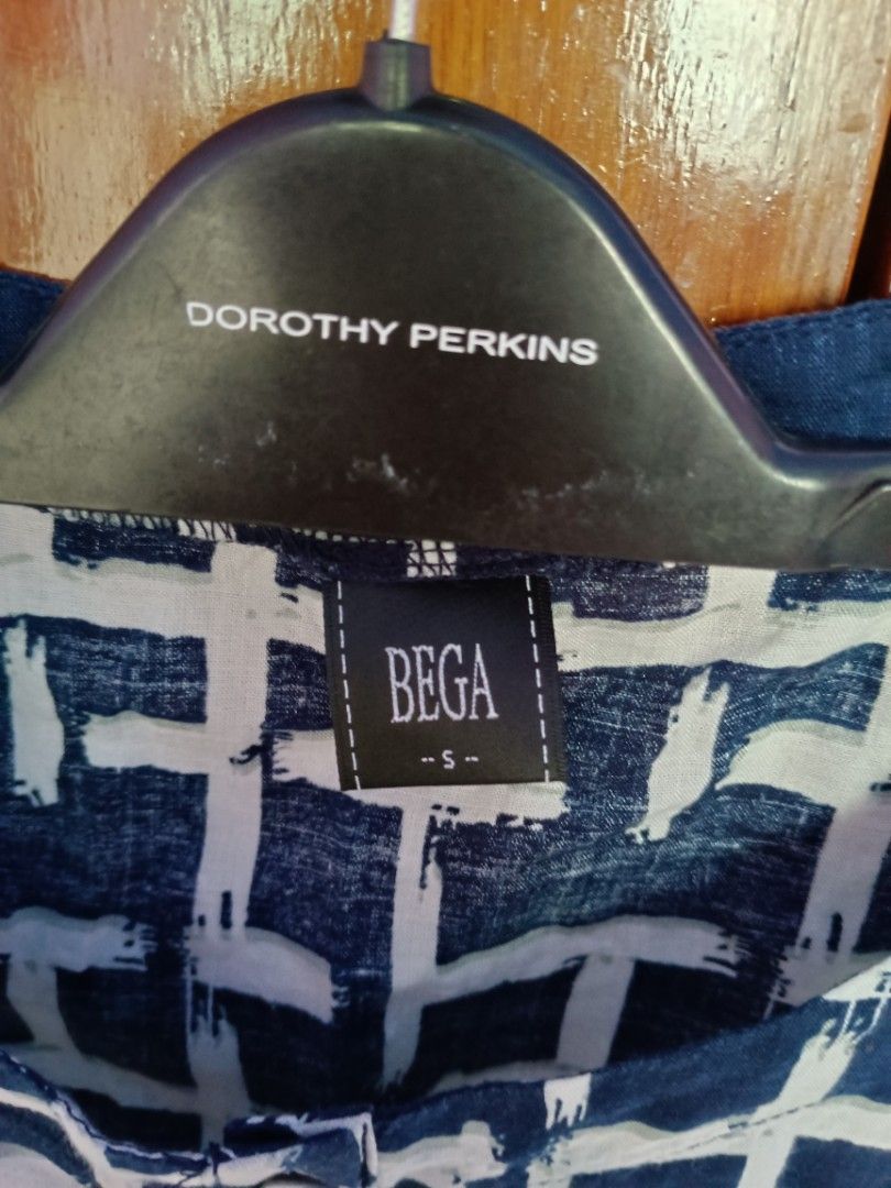 Bega Checkered Top, Women's Fashion, Tops, Blouses on Carousell