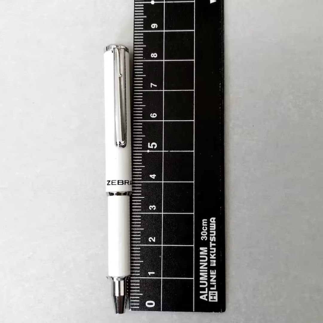 BNIB ZEBRA Mini Expandable Ballpoint Pen 0.7mm [Pink], Hobbies & Toys ...