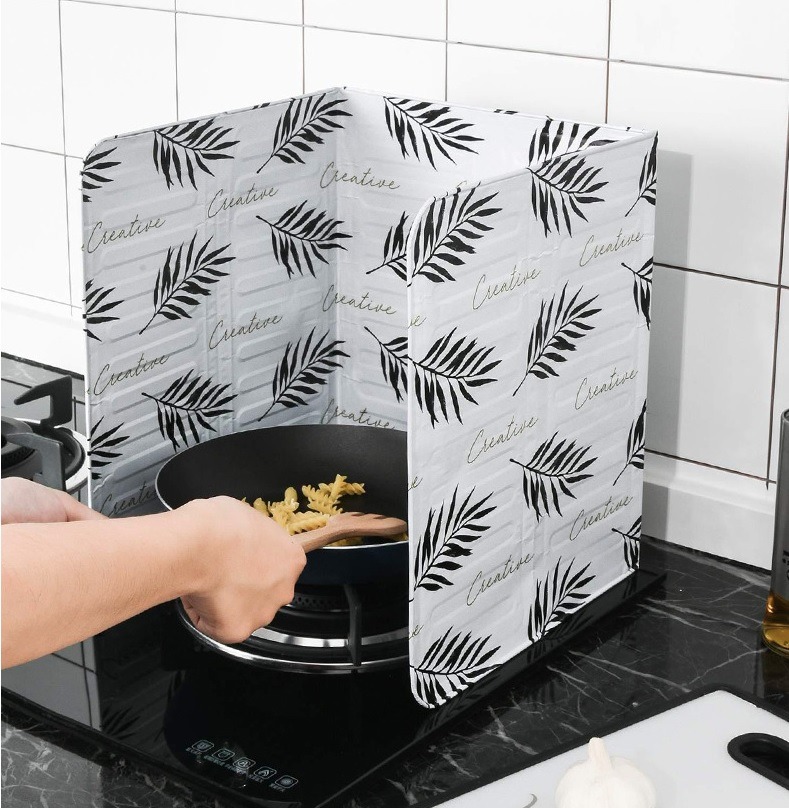 Brand New Kitchen Shield Oil Shield Oil Barrier Stove Cover Aluminium ...