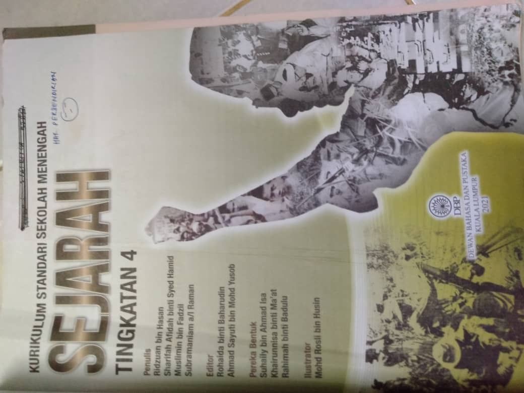 Buku teks Sejarah Tingkatan 4, Hobbies & Toys, Books & Magazines ...
