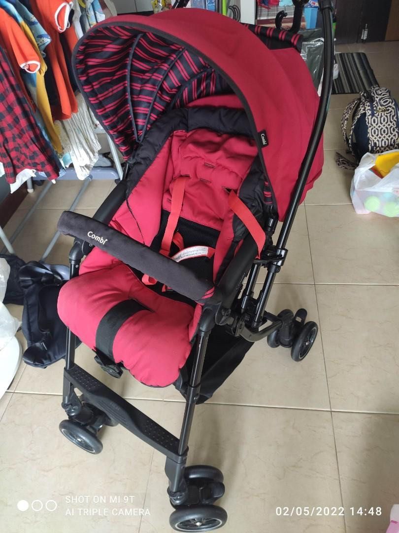 combi mechacal handy auto 4 cas stroller, Babies & Kids, Going Out ...