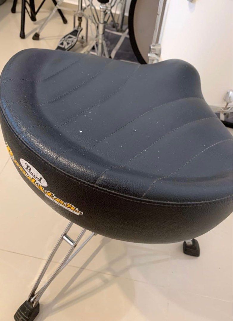 Drum throne PEARL D2500 Roadster on Carousell