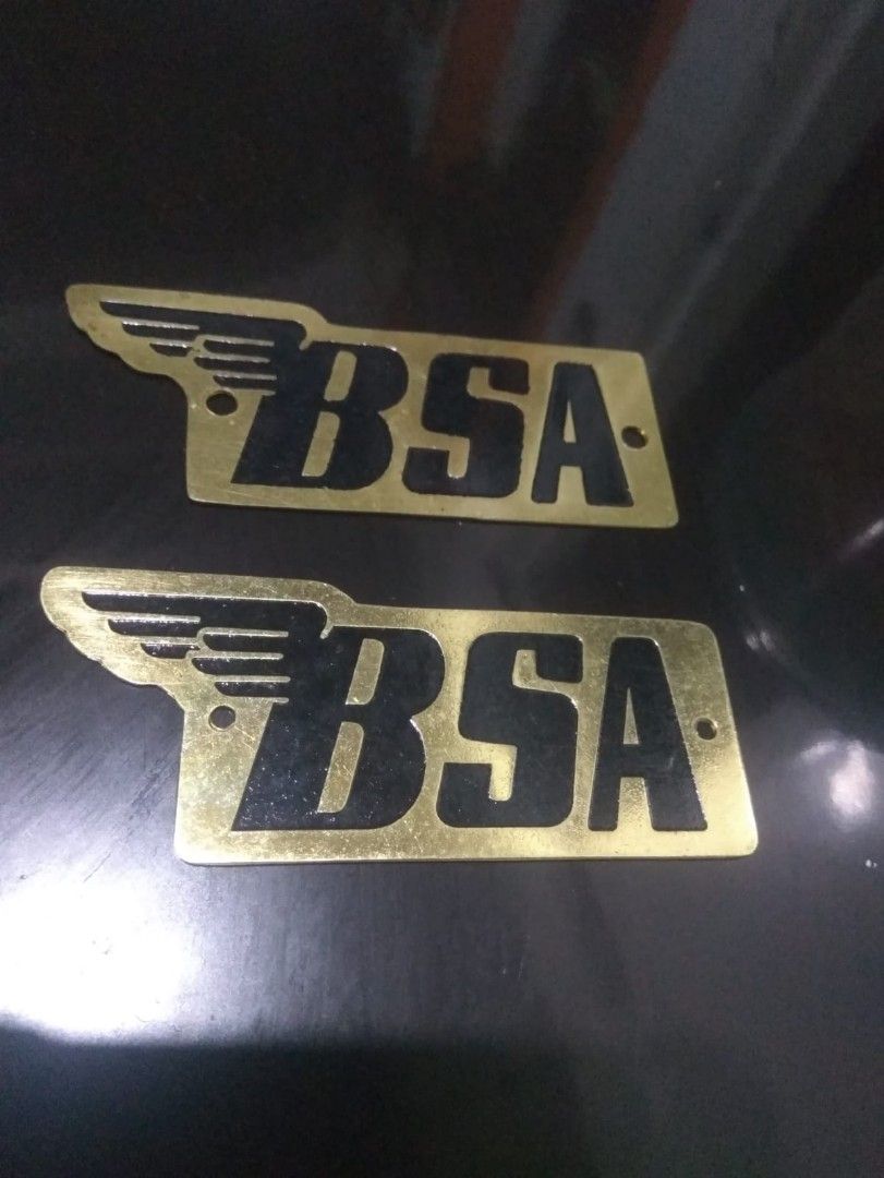 Emblem motor Antique era WWII., Komunitas di Carousell