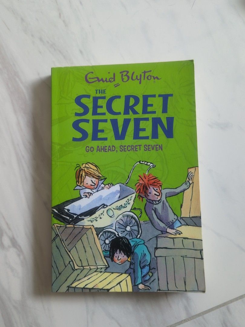 Enid Blyton's Secret Seven (6 book series), Hobbies & Toys, Books ...