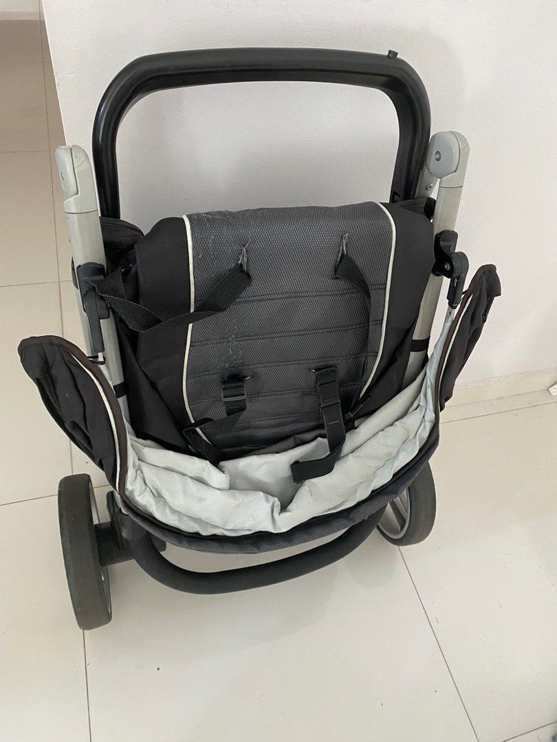 Graco baby stroller, Babies & Kids, Going Out, Strollers on Carousell