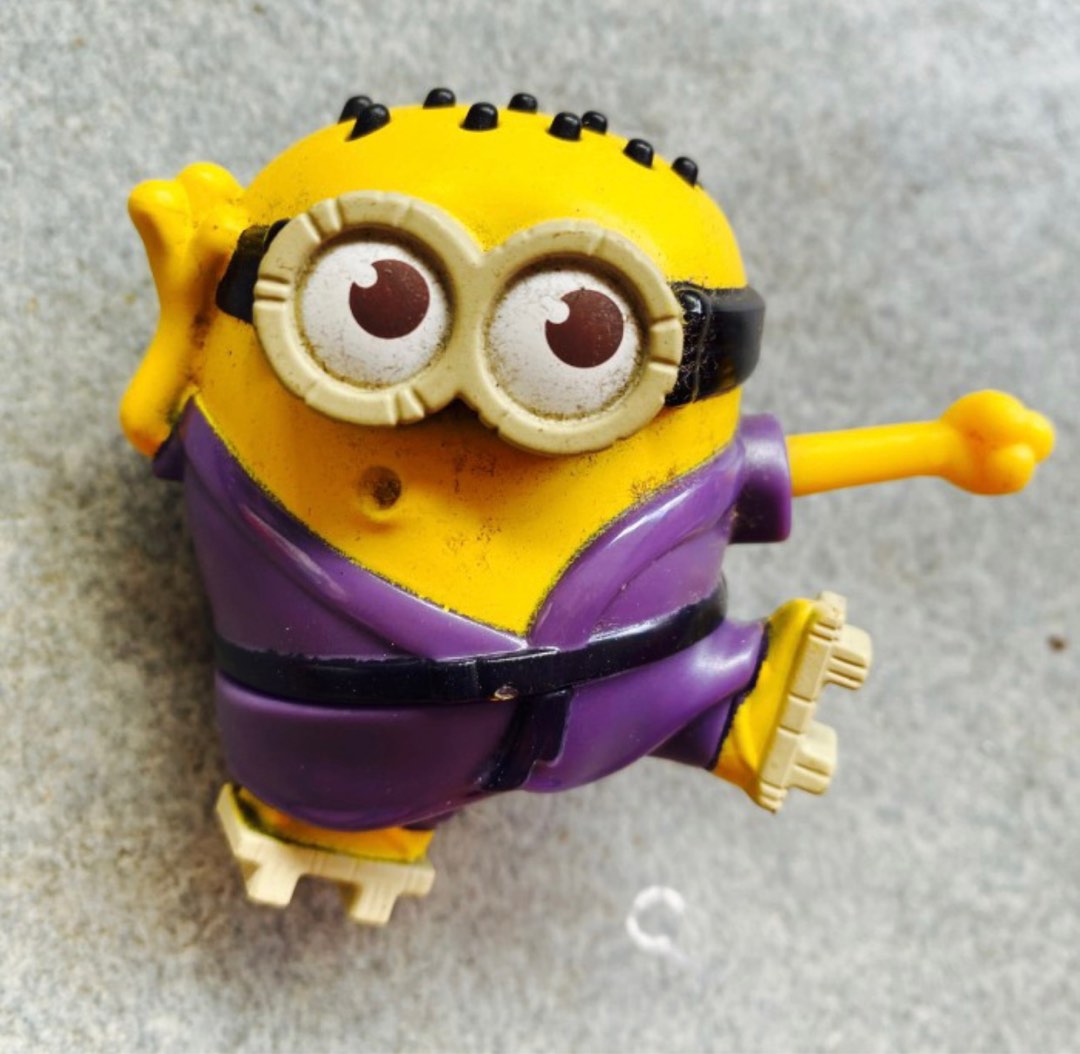 happy meal minion karate med, Toys & Collectibles, Mainan di Carousell