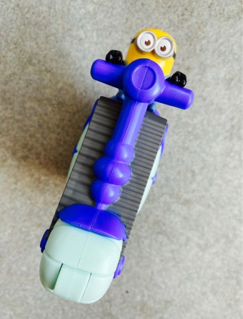 happy meal minions motor, Toys & Collectibles, Mainan di Carousell