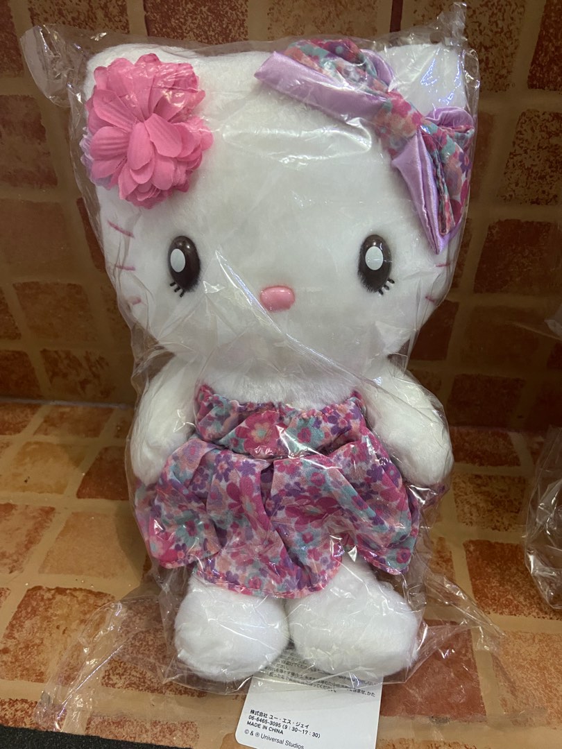 Hello Kitty USJ on Carousell