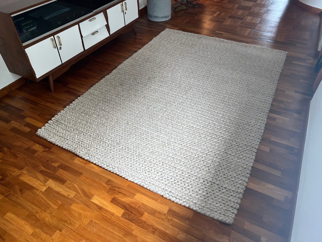 Hooga woven rug, Furniture & Home Living, Home Decor, Carpets, Mats ...