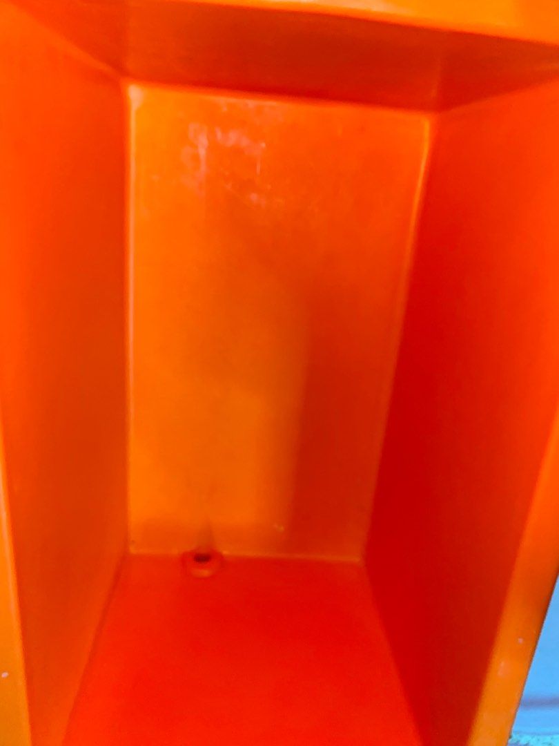 ICE BOX / TONG AIS 100L, Furniture & Home Living, Home Improvement ...