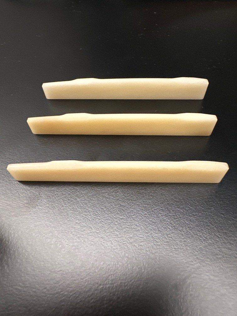 Martin cow bone saddle, Hobbies & Toys, Music & Media, Music ...