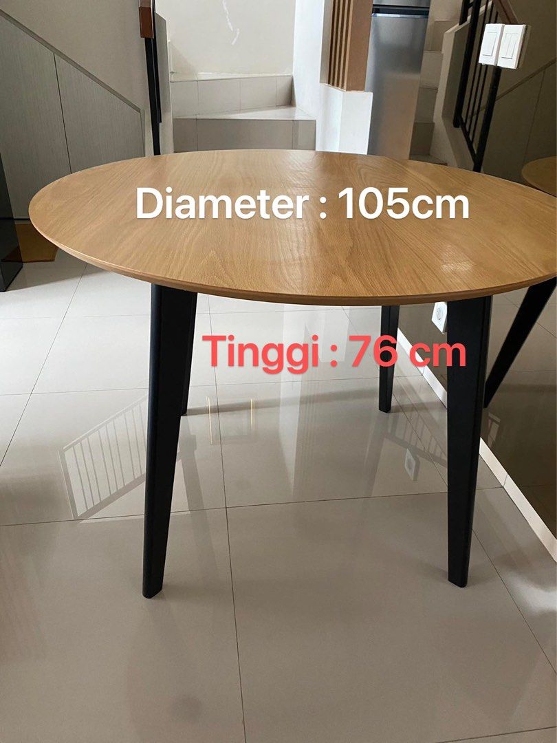 MEJA BULAT INFORMA, Perabotan Rumah di Carousell