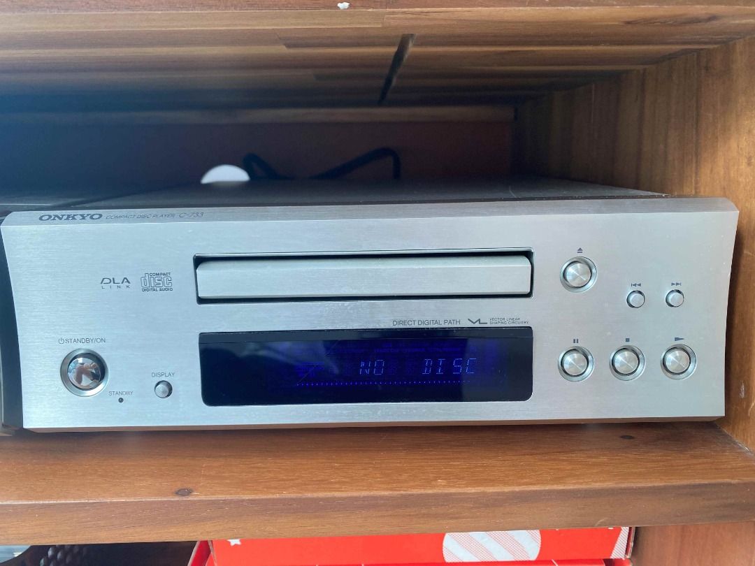ONKYO CD player, Amplifier and two speakers, Audio, Soundbars, Speakers ...