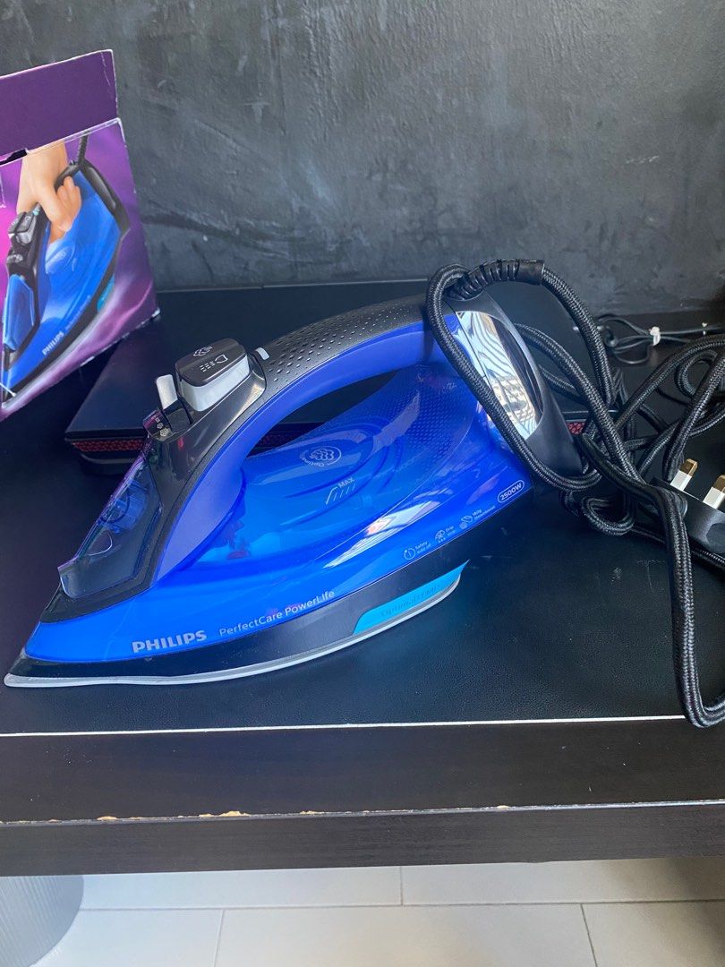 Phillips Steam Iron GC3920, TV & Home Appliances, Irons & Steamers on ...