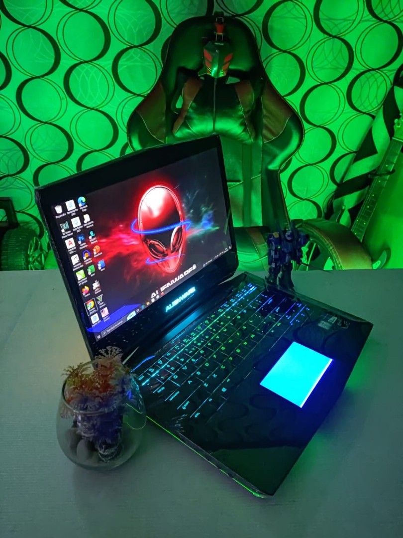 [RAM 16GB] Laptop Gaming Desain Alienware 14-A11 Core i7-4700 SSD+HDD ...