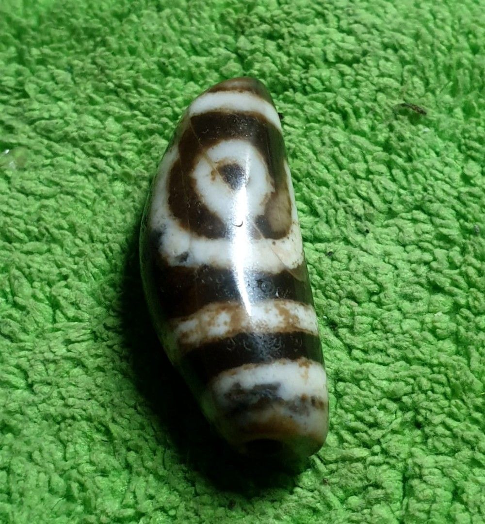 Rare Tibetan Himalaya Two Eyes Dzi Bead 35mm, Hobbies & Toys ...
