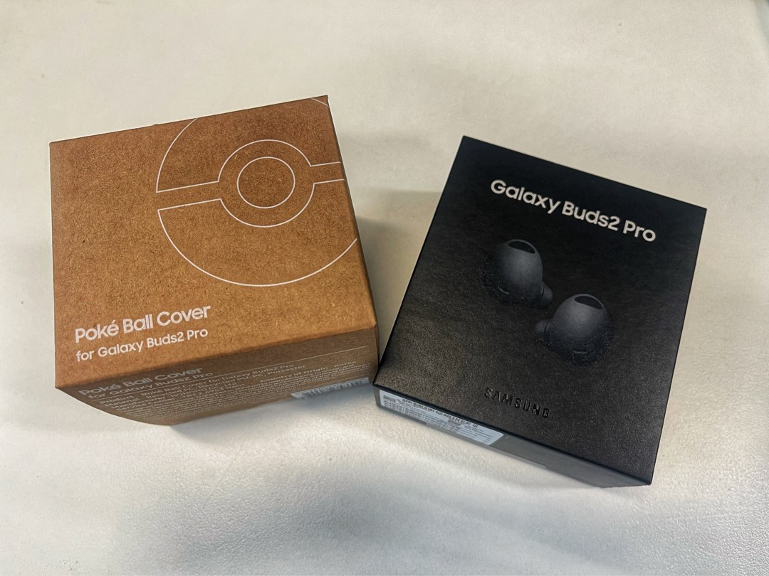 Samsung Earbuds and Pokeball Casing, Audio, Earphones on Carousell