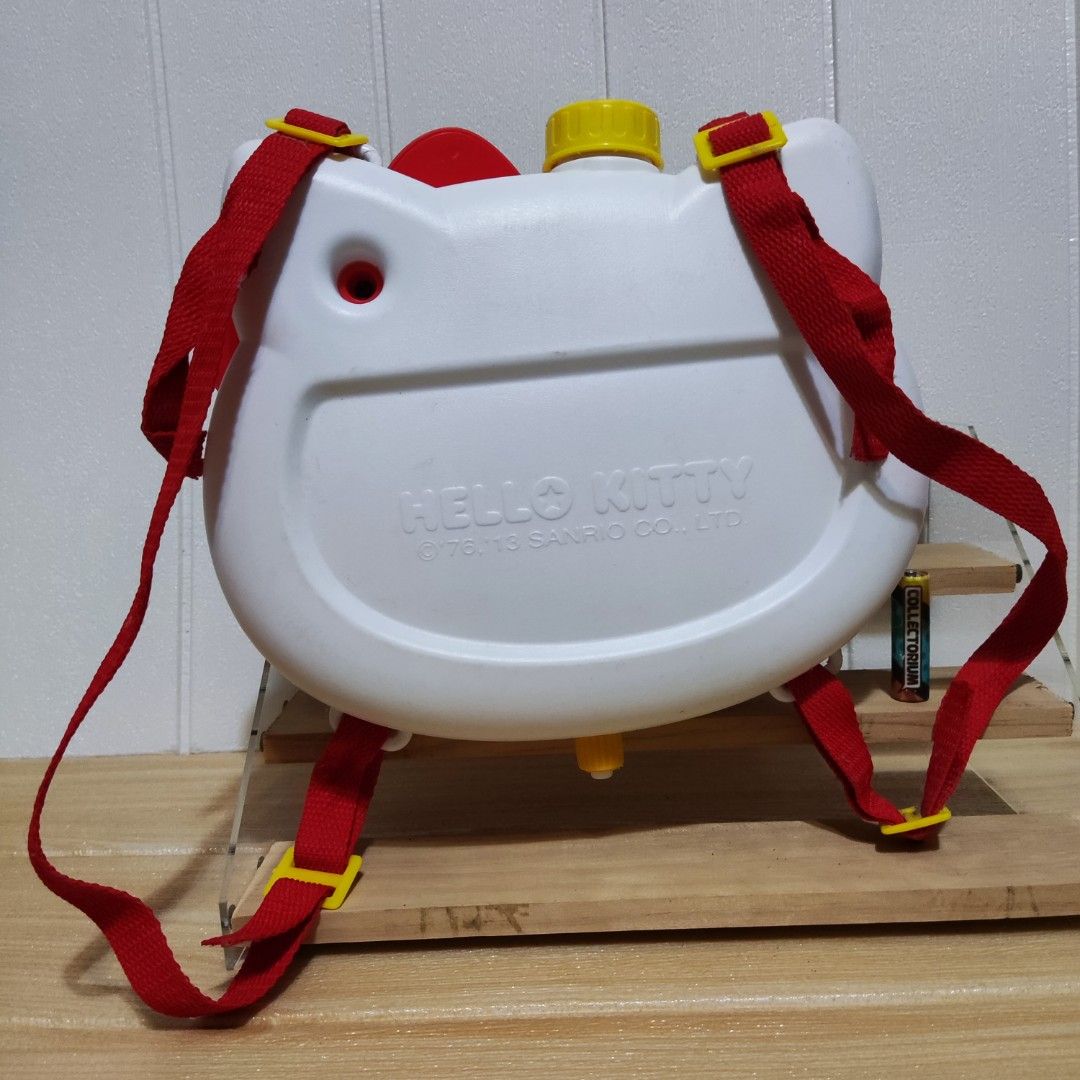 Sanrio Hello Kitty Water Gun, Hobbies & Toys, Toys & Games on Carousell