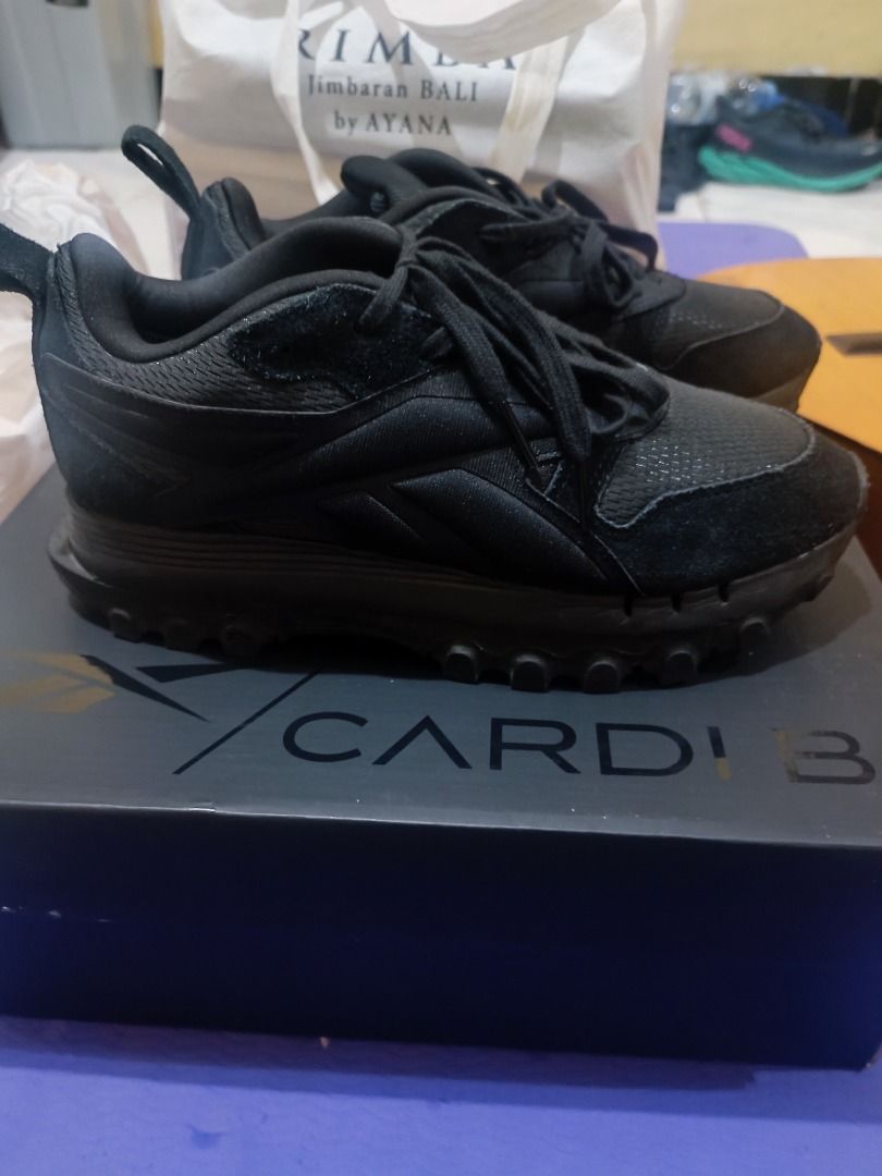 Sepatu New Balance NB Cardi B Leather V2 Black Hitam, Fesyen Wanita ...