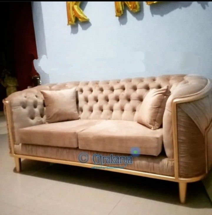 Sofa viral, Perabotan Rumah di Carousell