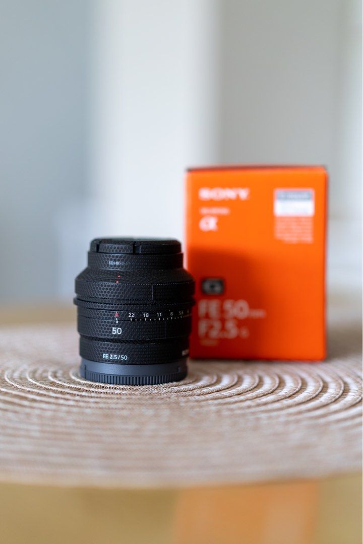 Sony FE 50mm f2.5 G Lens [Mint], Photography, Lens & Kits on Carousell
