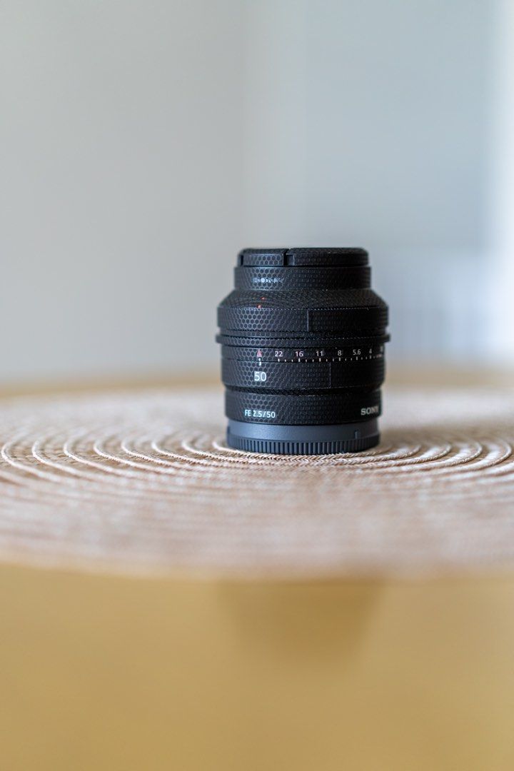 Sony FE 50mm f2.5 G Lens [Mint], Photography, Lens & Kits on Carousell