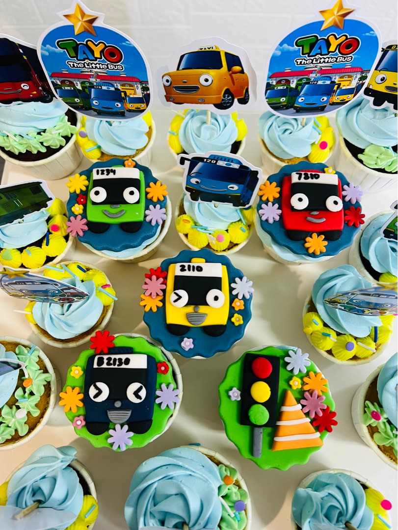 Tayo bus 2D design cupcakes, Food & Drinks, Homemade Bakes on Carousell