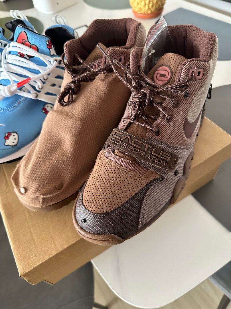 Travis scott + Hello Kitty Nike Presto Air trainer, Men's Fashion ...