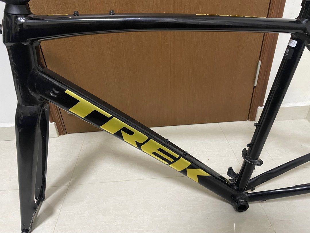 Trek Domane Al Disc Frameset & Handlebar , Sports Equipment, Bicycles ...