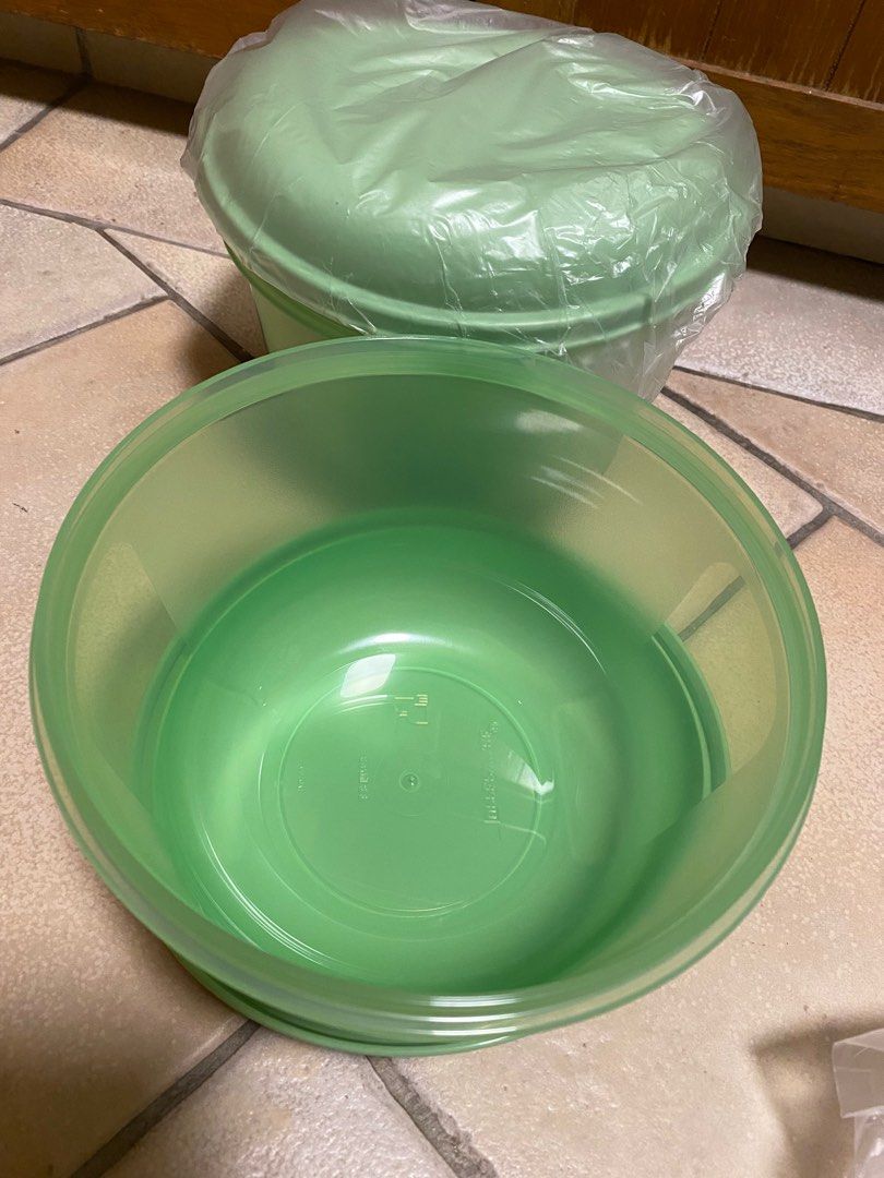 Tupperware round container 2L with dome shape cover, Furniture & Home ...