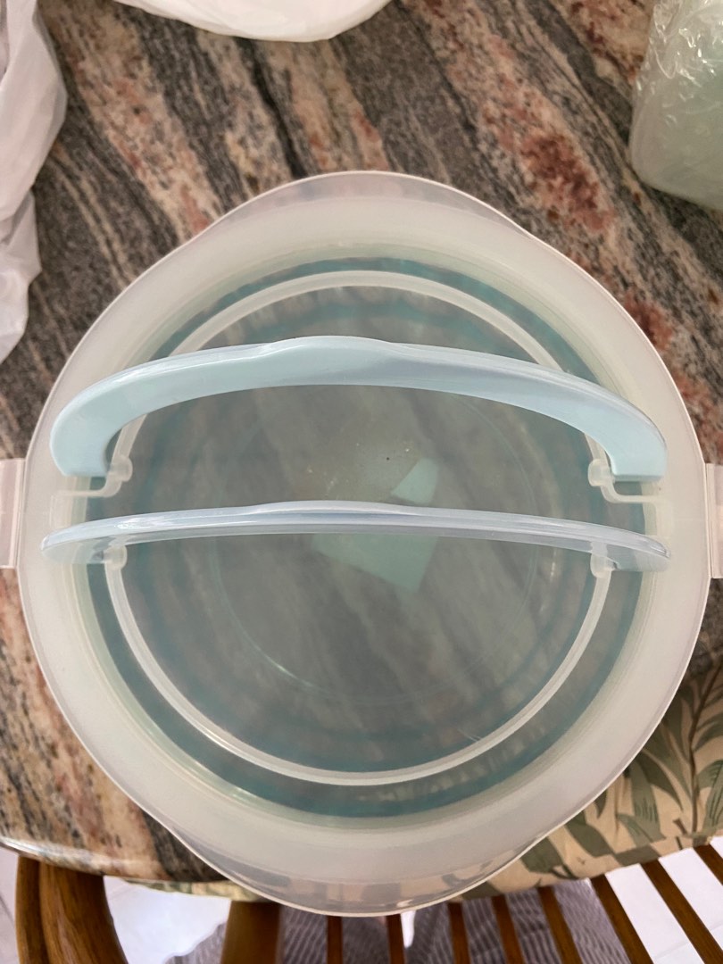 Tupperware with handle, Furniture & Home Living, Kitchenware ...