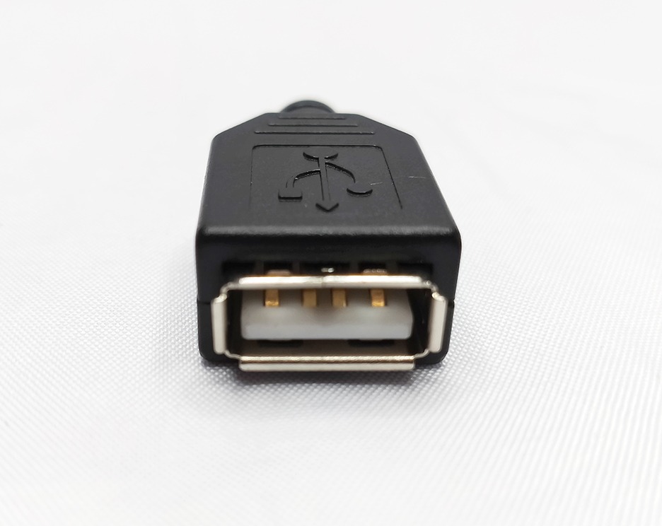USB 2.0 TYPE A MALE/FEMALE 4-PIN PLUG SOCKET CONNECTOR (1-PC per ORDER ...