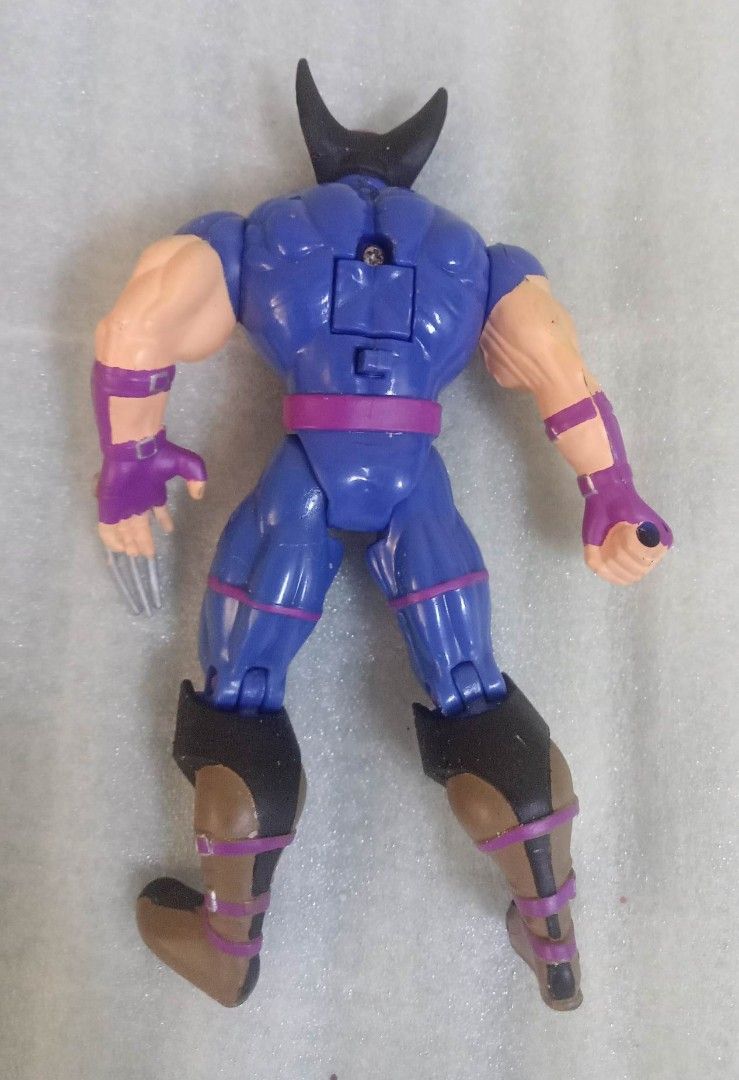 Vintage Toybiz 90's Wolverine, Hobbies & Toys, Toys & Games on Carousell