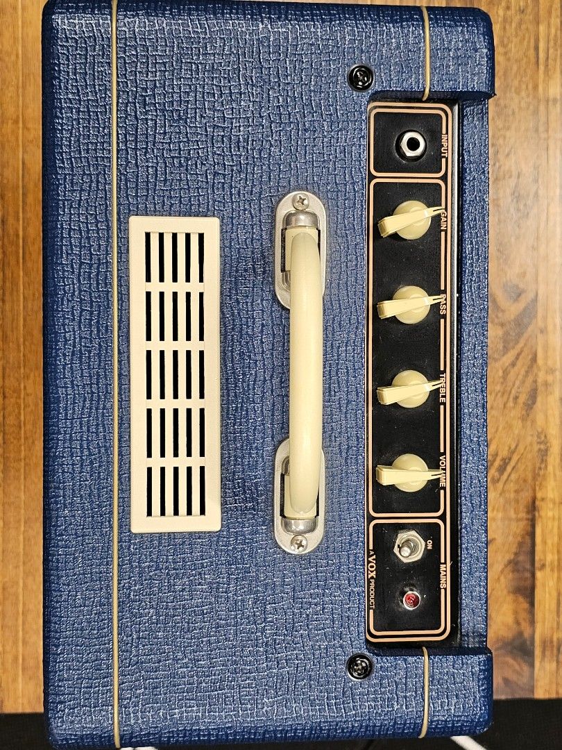 VOX AC4C1 BL Guitar Amplifier Tube 4 Watts Combo Amp 1x10 10" Mini ...