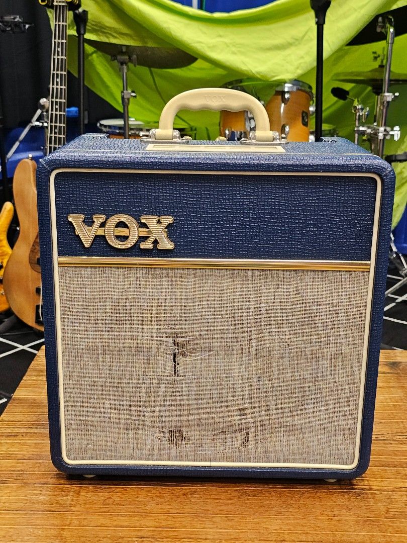 VOX AC4C1 BL Guitar Amplifier Tube 4 Watts Combo Amp 1x10 10" Mini ...