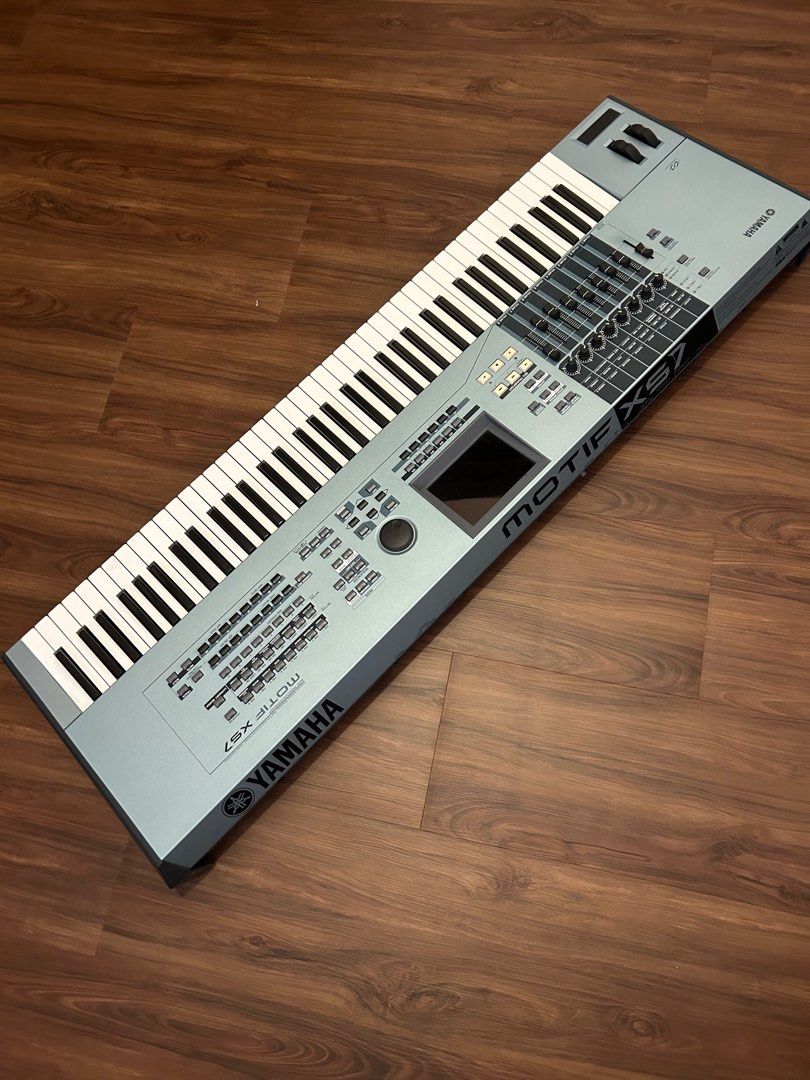 Yamaha Motif XS7 Workstation Keyboard Piano, Hobbies & Toys, Music ...