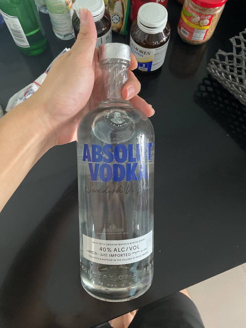 Absolut Vodka 1 Litre, Food & Drinks, Alcoholic Beverages on Carousell