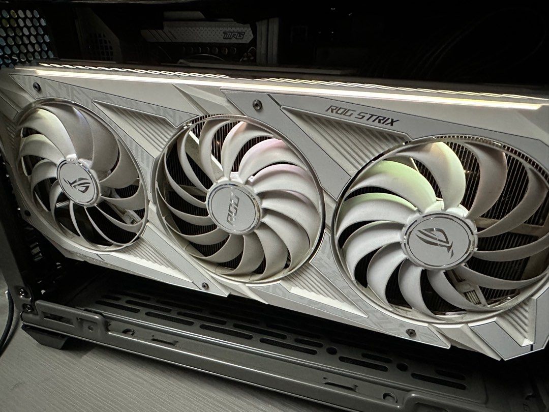 Asus ROG Strix GeForce RTX 3090 White OC Edition, Computers & Tech ...
