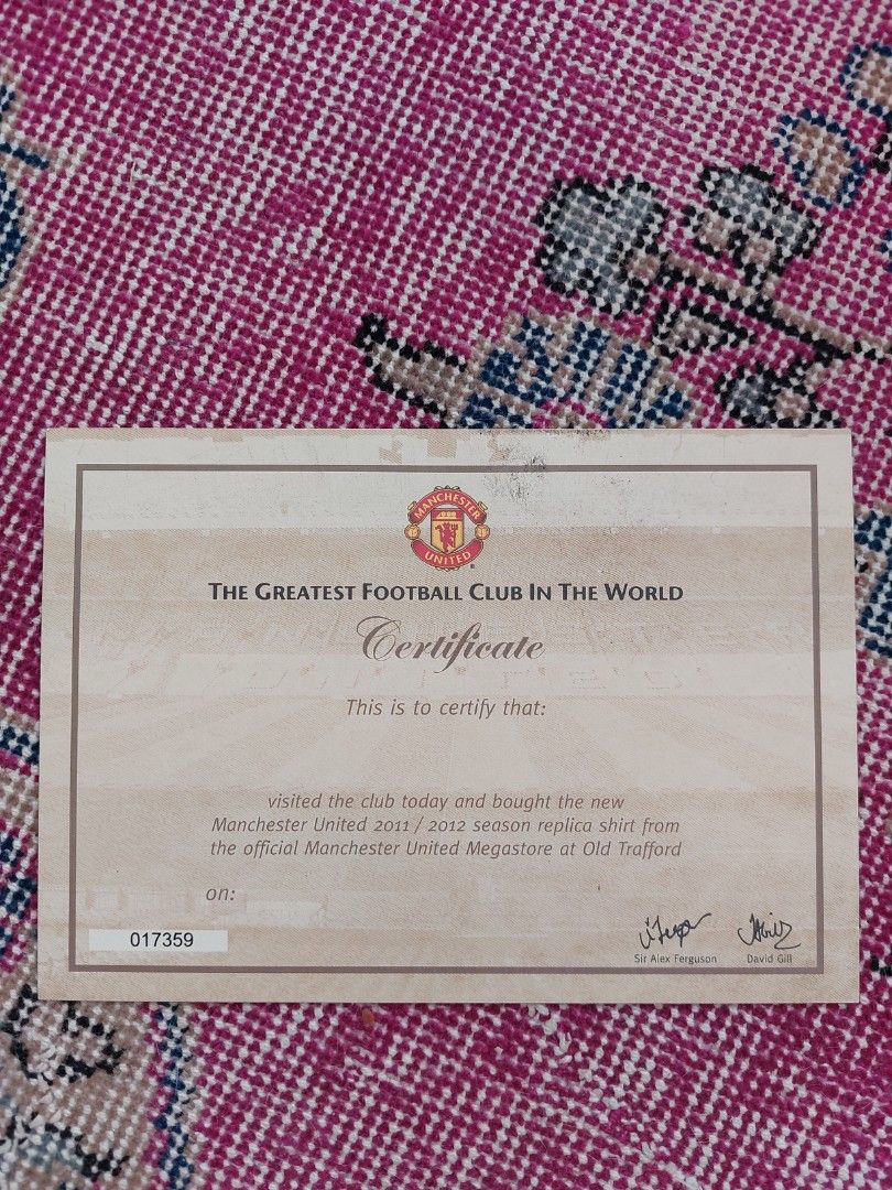 Authentic classic Manchester United FC certificate!, Hobbies & Toys ...