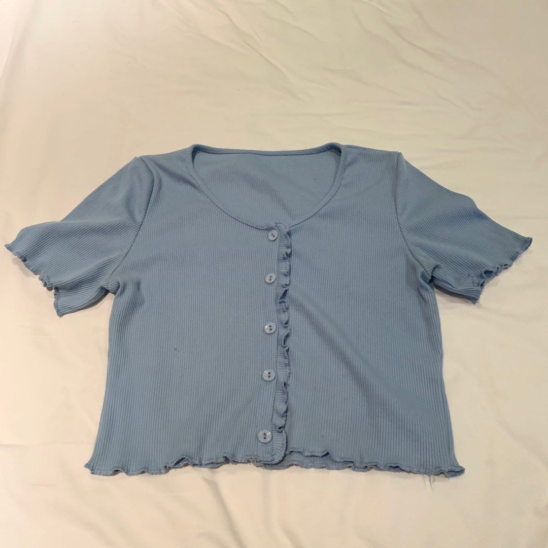 baby blue ribbed crop top y2k biru, Fesyen Wanita, Pakaian Wanita ...