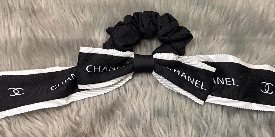 Black and White Hair Scrunchie with Bow (worn by Jennie of BlackPink ...