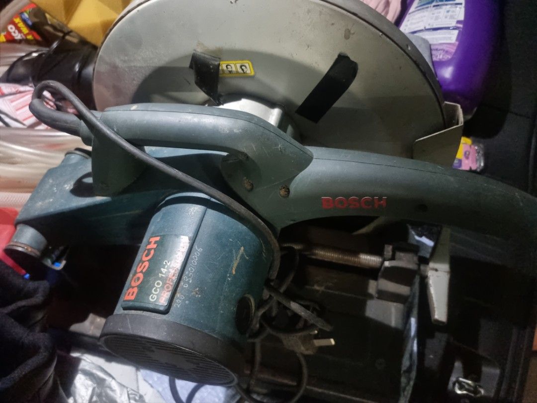 Bosch metal cutting saw, Furniture & Home Living, Home Improvement ...