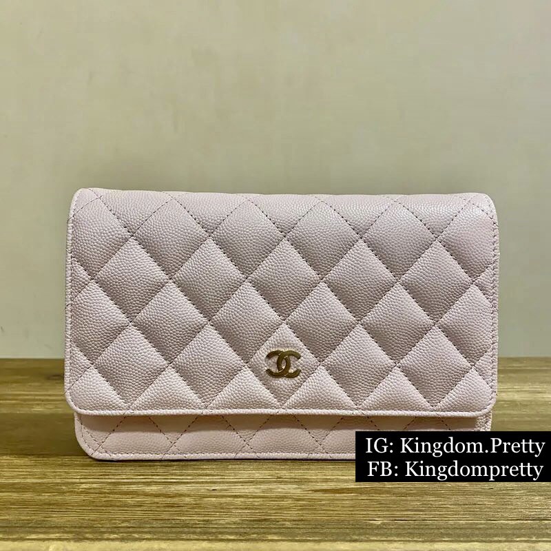 Chanel Classic Wallet on Chain Caviar Microchip in Pink, Gold Hardware ...