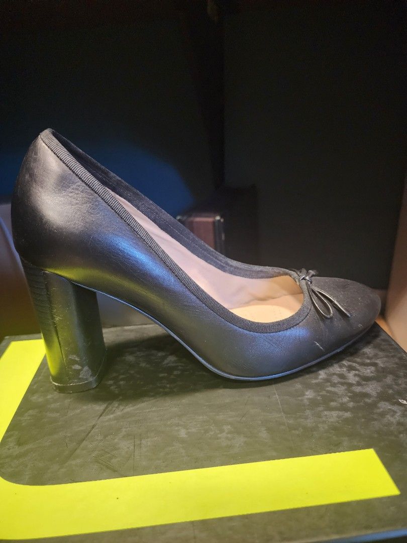 Clarks 4 inch heels, Women's Fashion, Footwear, Heels on Carousell