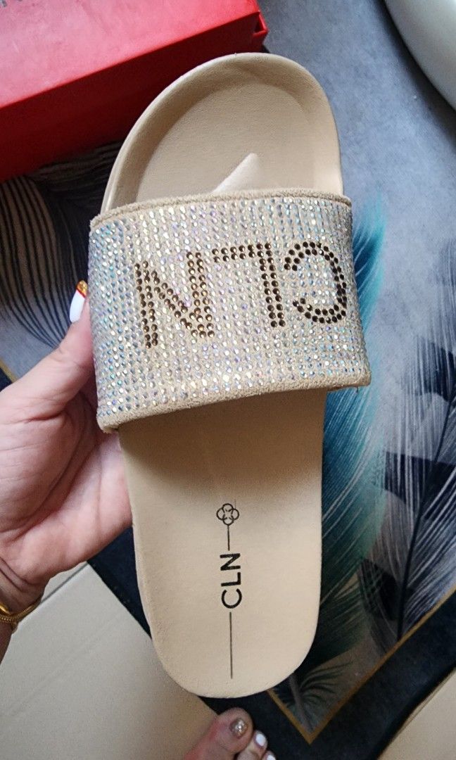 CLN, Women's Fashion, Footwear, Sandals on Carousell